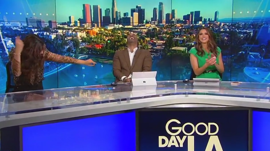 Amanda's custom rap for GDLA viewer's dating profile | FOX 11 Los Angeles