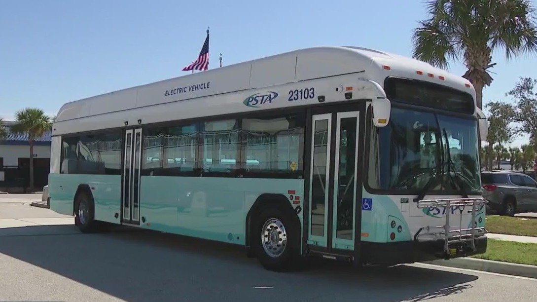 PSTA unveils electric buses | FOX 13 Tampa Bay