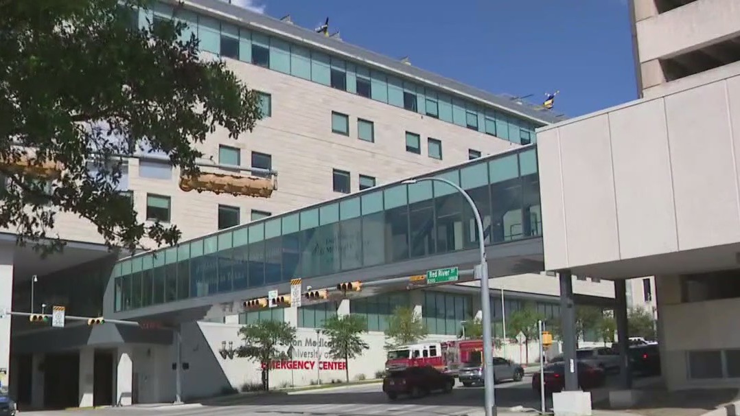 Dell Seton takes several patients from crash | FOX 7 Austin