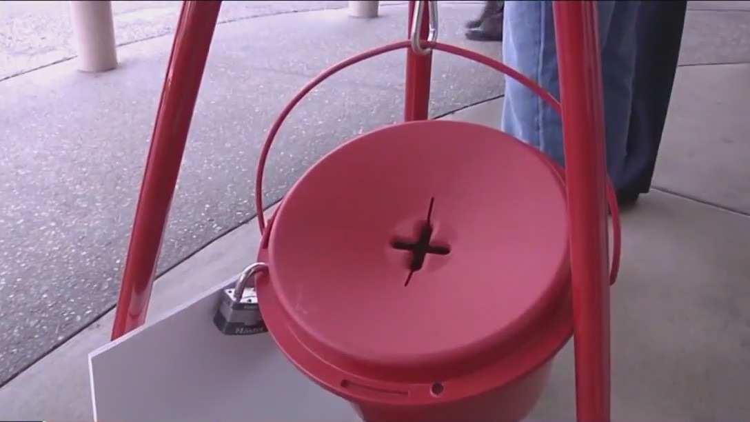 Salvation Army kicks off Red Kettle season with ceremonial bell ringing ...