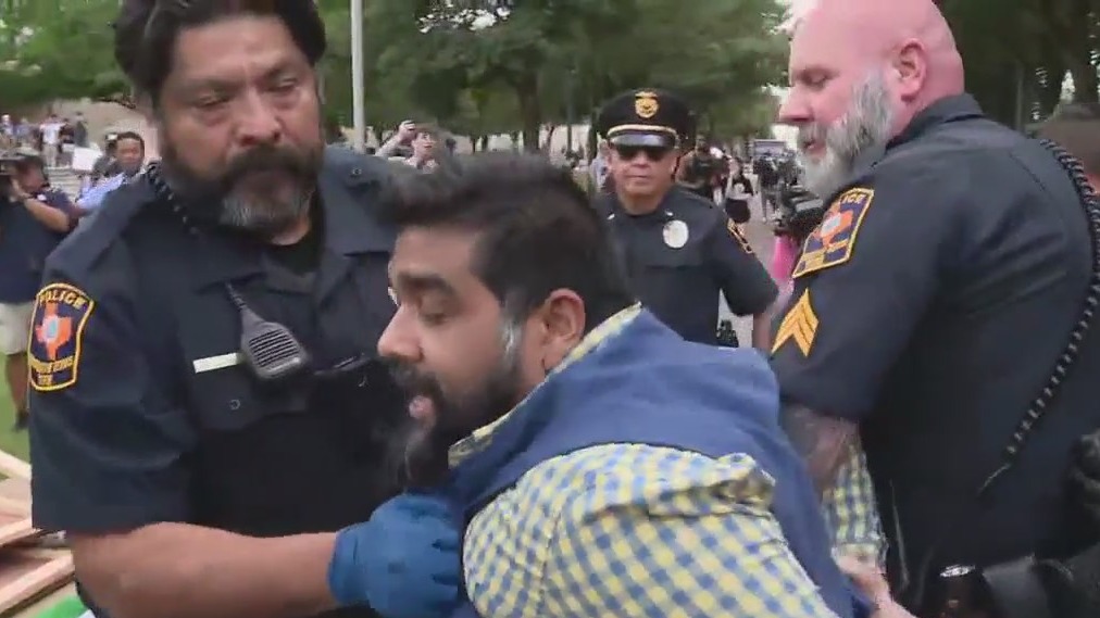 UTD Protest: At least 19 arrested for criminal trespass | FOX 4 Dallas ...