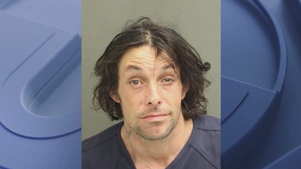 Apopka police officers said suspect had grenades | FOX 35 Orlando