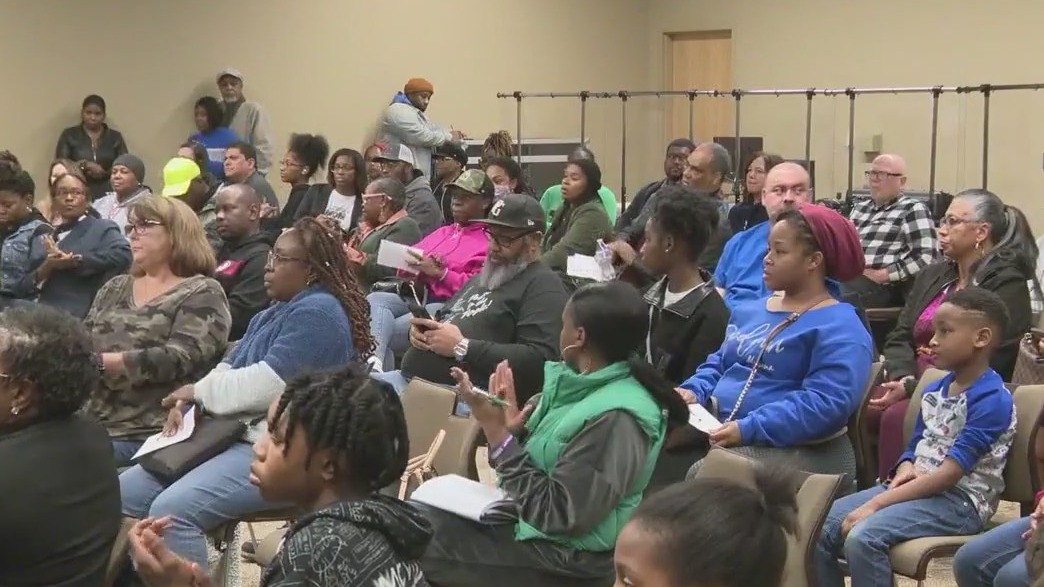 McEachern High School parents attend town hall | FOX 5 Atlanta