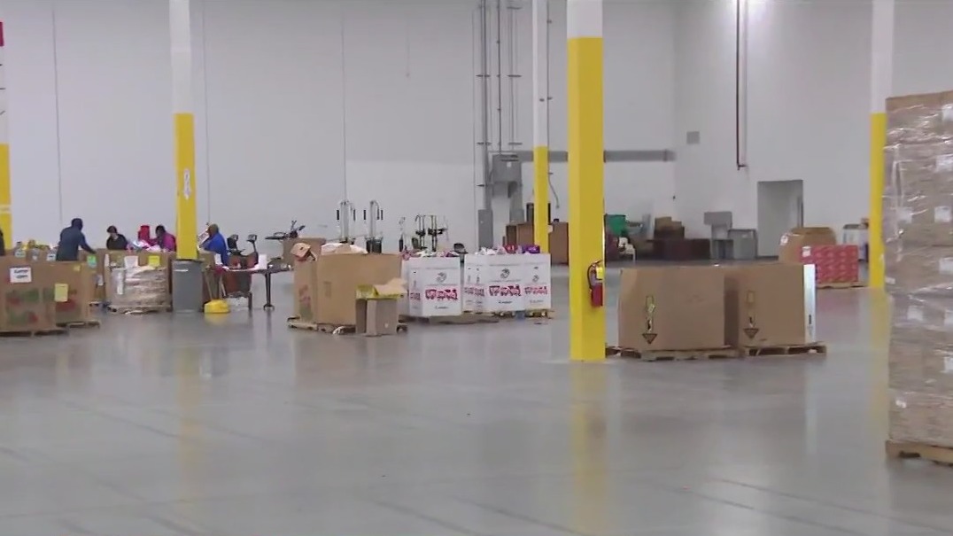 Touring a very sparse Toys For Tots warehouse | FOX 5 Atlanta