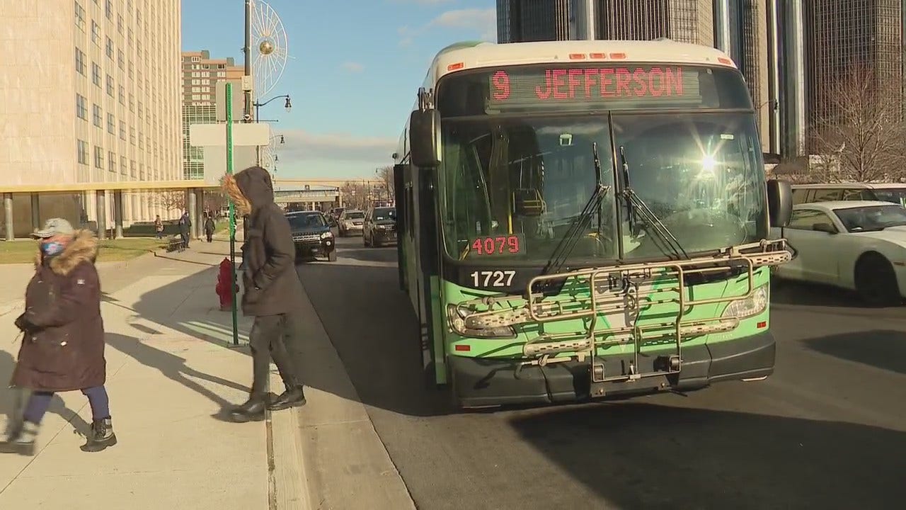DDOT announces increase in wages for bus drivers | FOX 2 Detroit