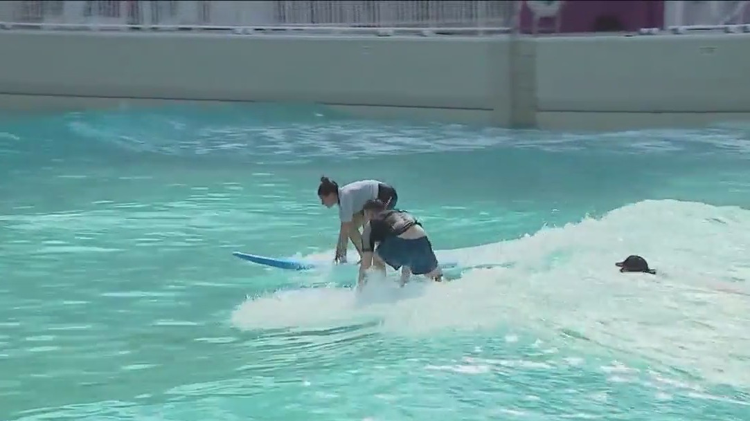 Tina, Ryan surf at American Dream | FOX 5 New York