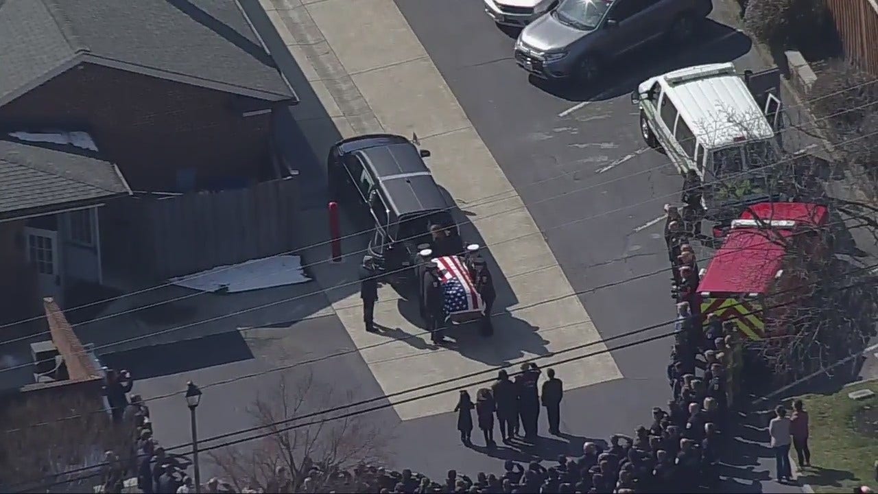 Procession honors fallen Virginia volunteer firefighter | FOX 5 DC