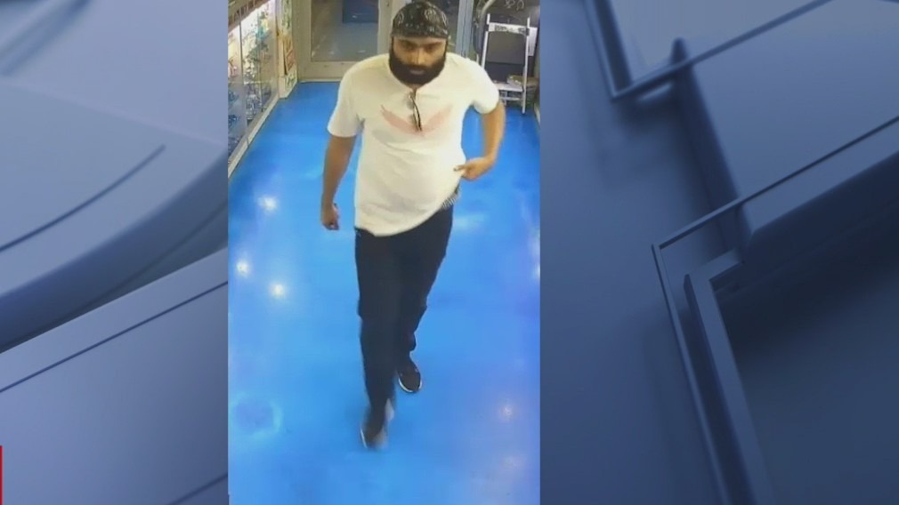 Nypd Searching For Les Subway Slashing Suspect Fox 5 New York