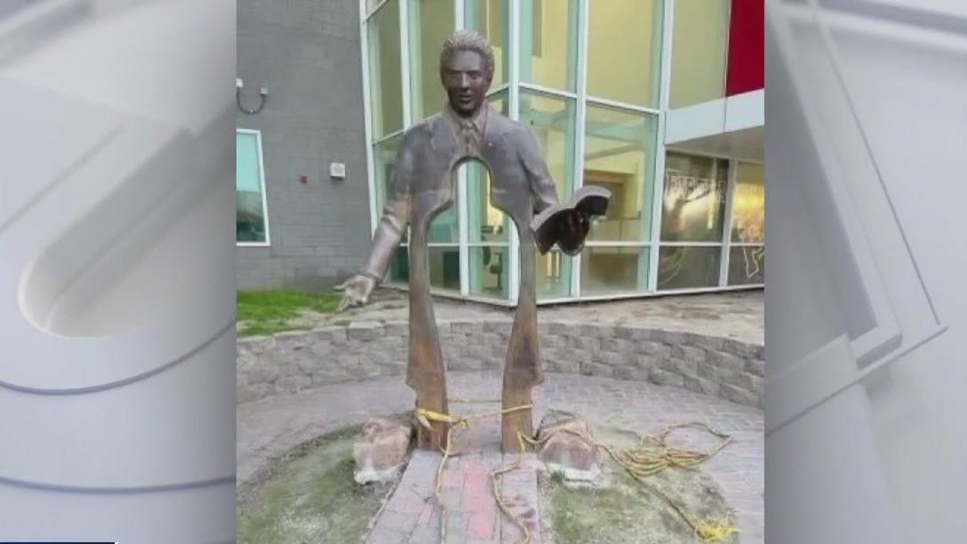 Firebaugh High School statue stolen | FOX 11 Los Angeles