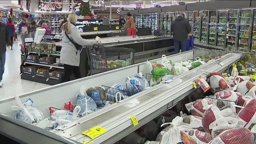 Last-minute Thanksgiving shoppers pack stores | FOX 9 Minneapolis-St. Paul
