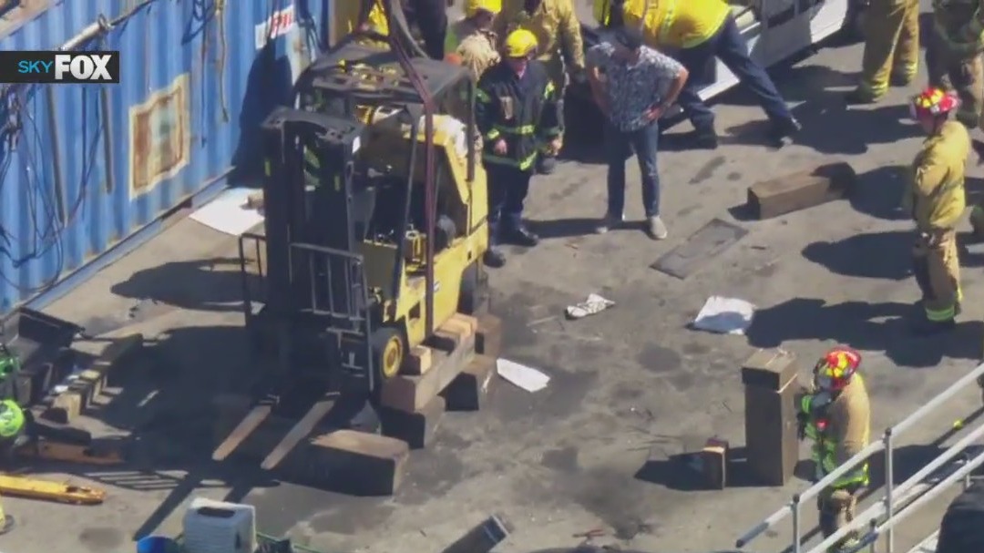 Worker killed in forklift incident at Port of LA | FOX 11 Los Angeles