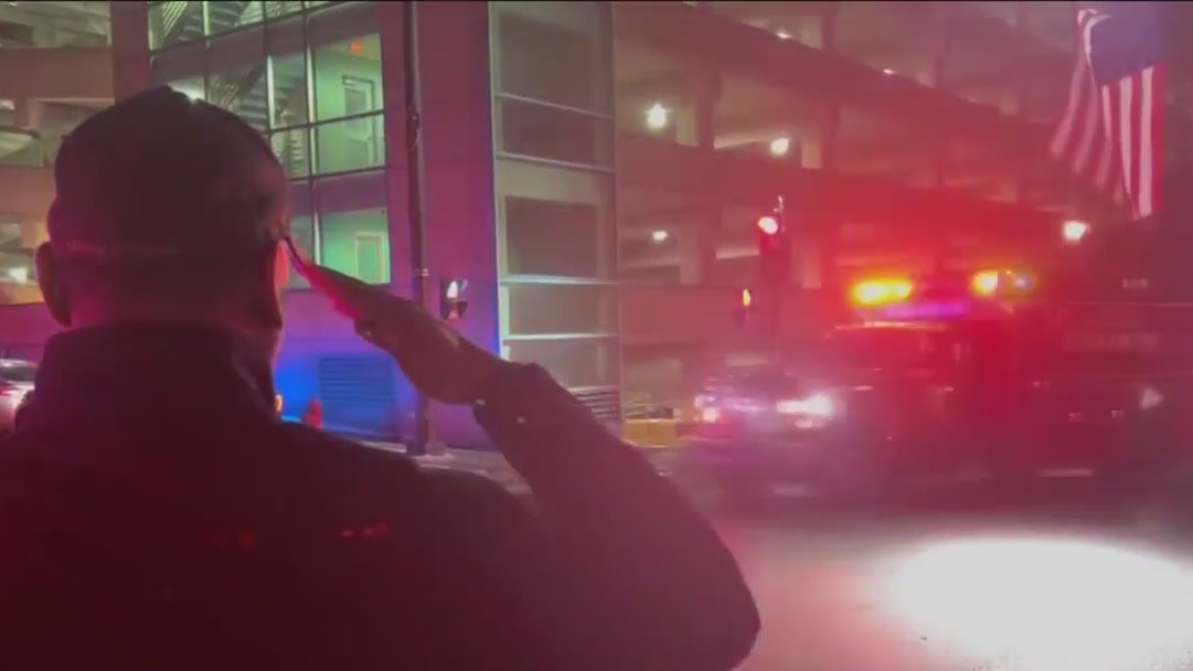 Milwaukee Police Officer Suspect Both Killed In Shooting Fox 32 Chicago