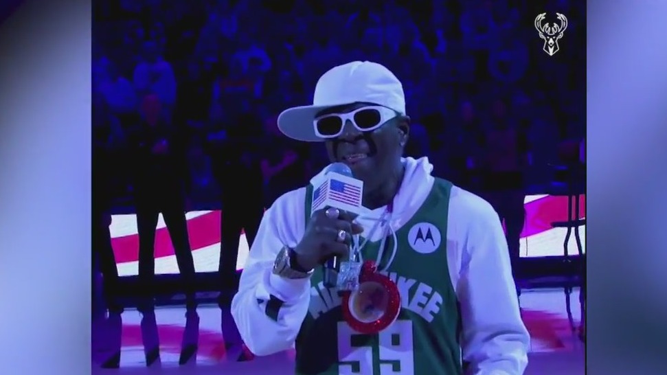 Flavor Flav Sings National Anthem Fox 5 Atlanta
