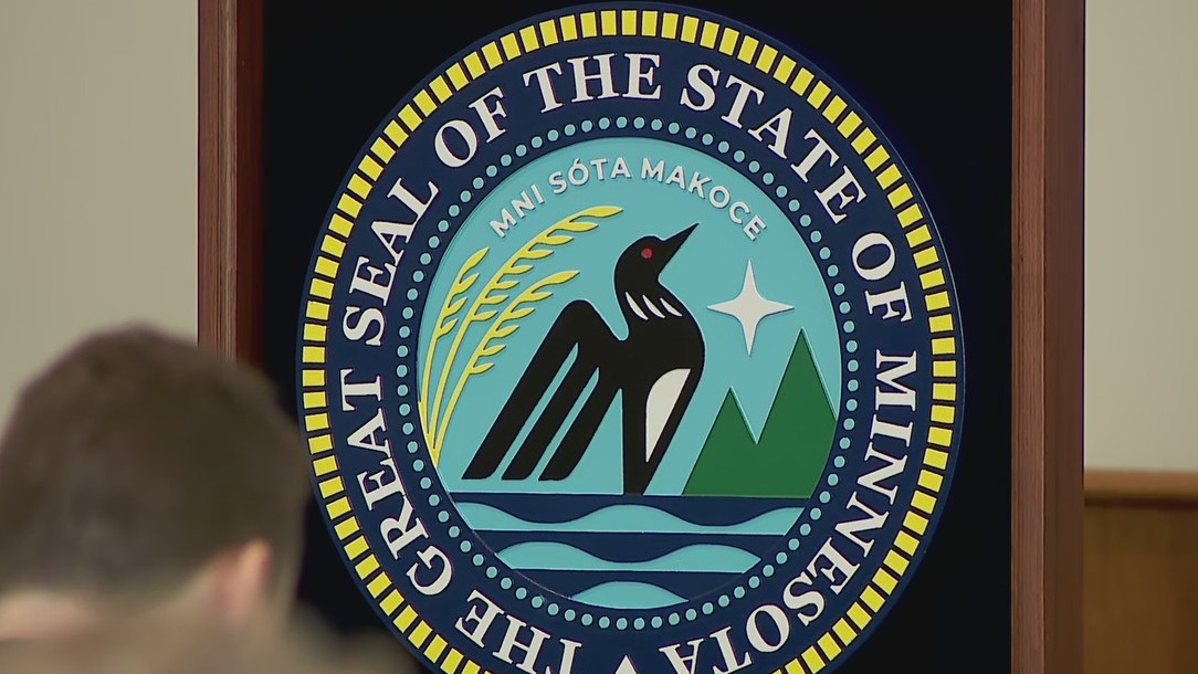 Minnesota leaders officially unveil new state seal [RAW] | FOX 9 ...