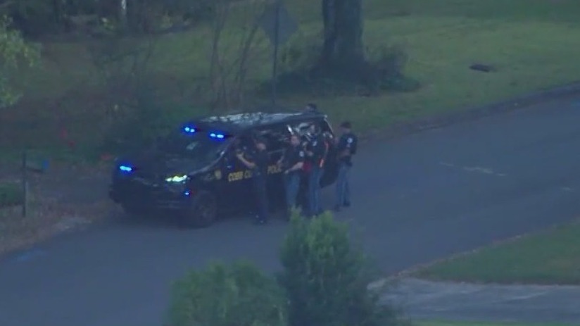Man Found Dead After Hours Long Standoff In Cobb County Fox 5 Atlanta