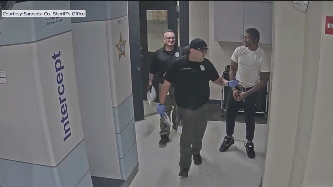 Rapper arrested for thousands of dollars in check fraud | FOX 13 Tampa Bay