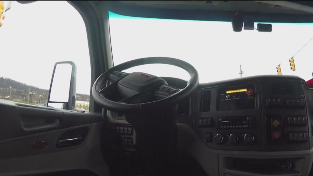 Driverless semis on the way to America’s highways | FOX 13 Tampa Bay
