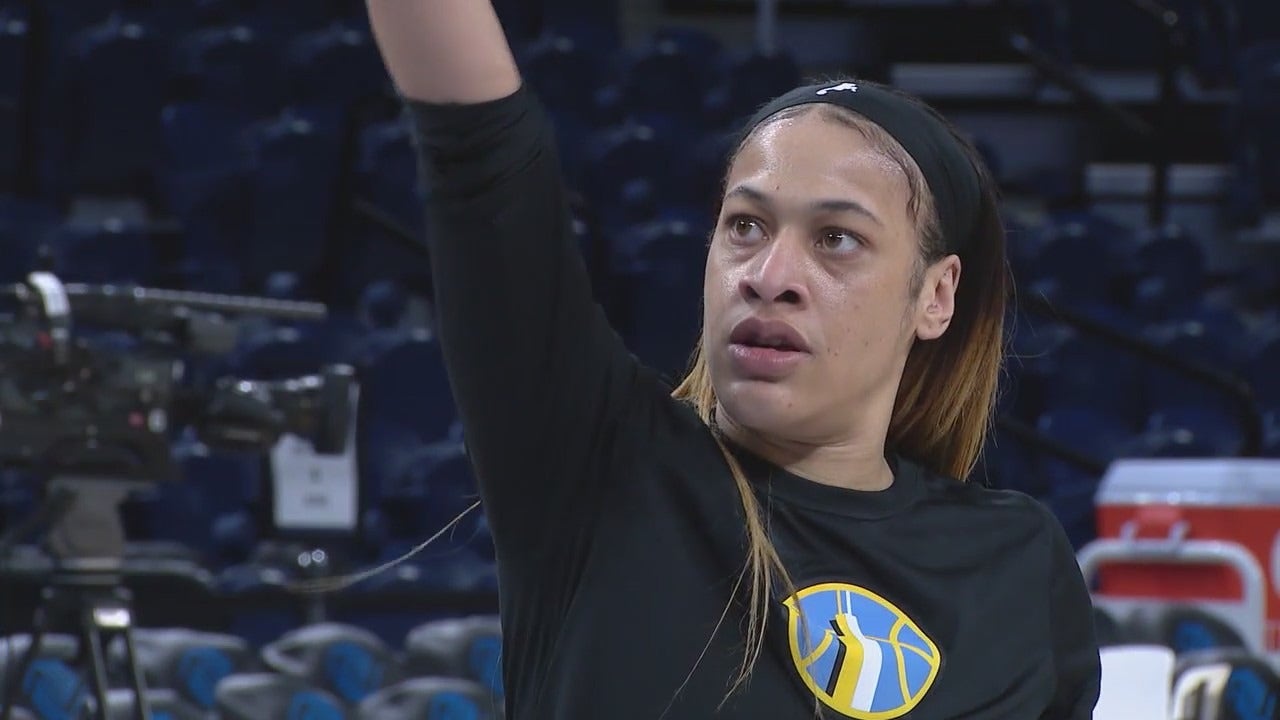 Chennedy Carter: FOX 32's Tina Nguyen goes 1-on-1 with Sky guard | FOX ...