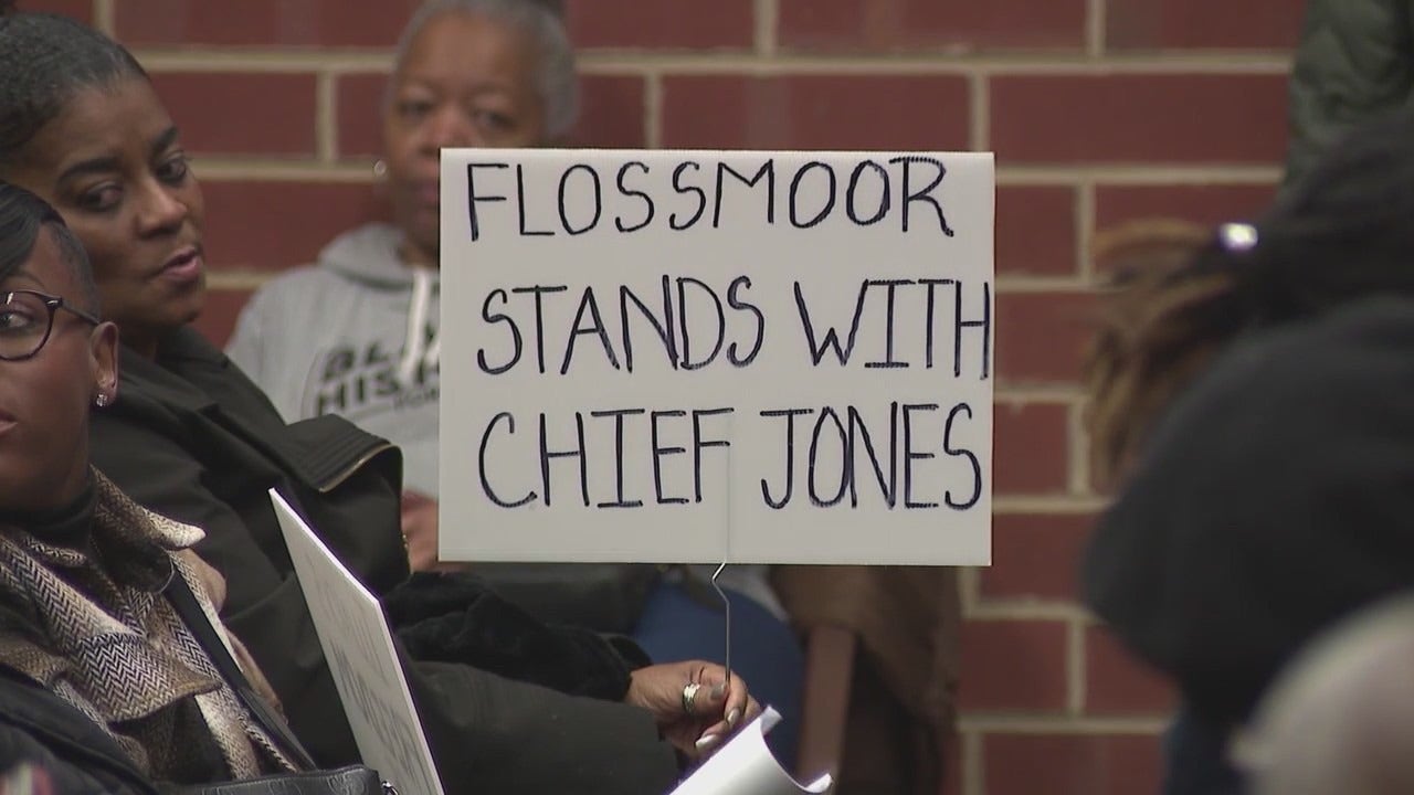 Jerrel Jones: Attorneys speak out on firing of former Flossmoor police ...
