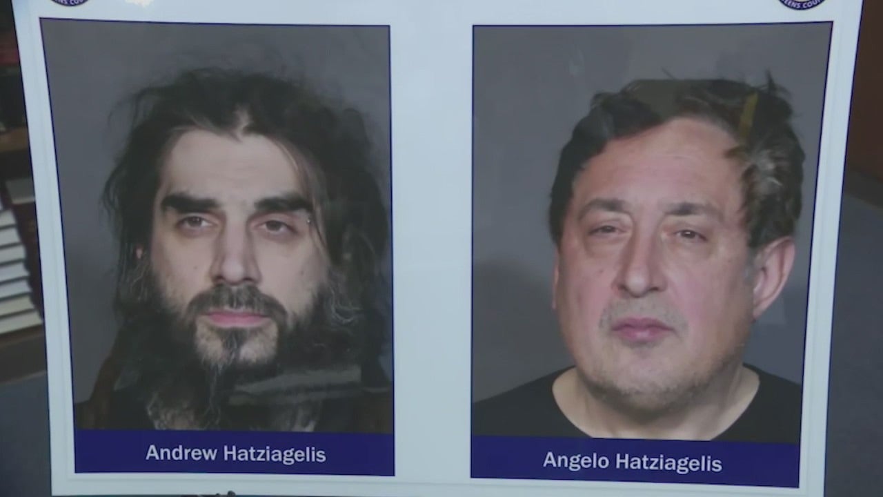 Guns, hit list uncovered in New York City | FOX 32 Chicago