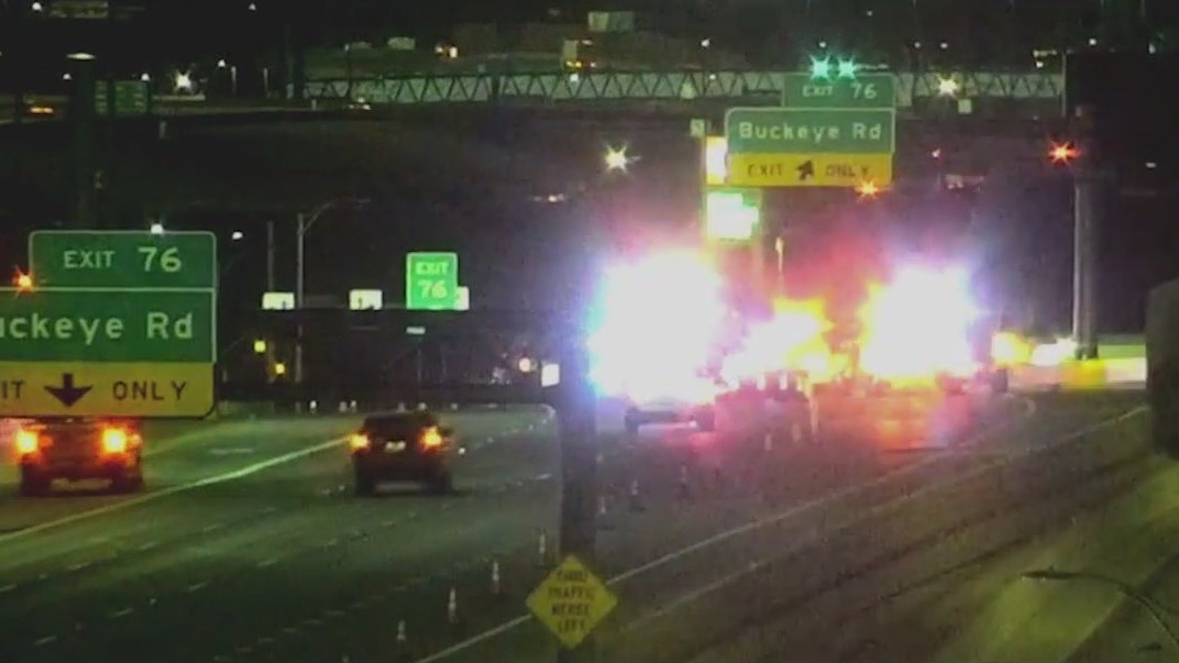 Driver killed after hitting tanker on Loop 202: DPS | FOX 10 Phoenix