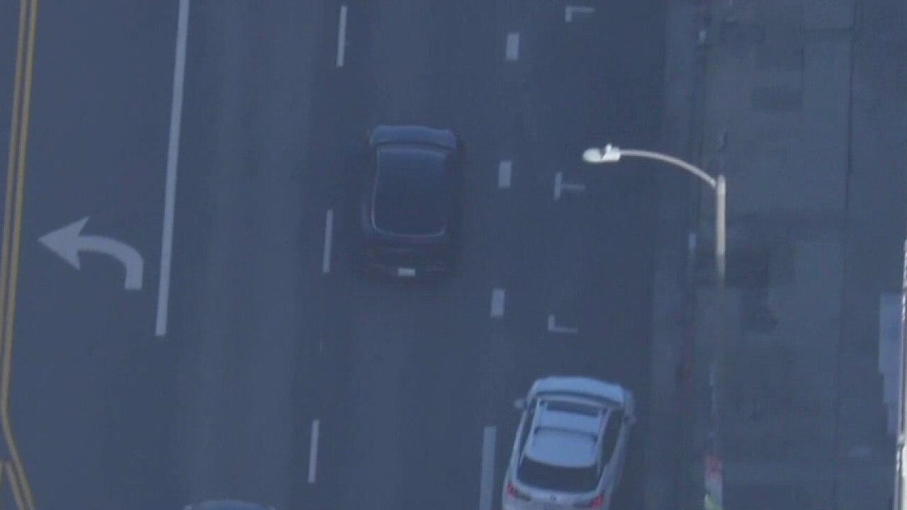 Suspect in stolen car leads LAPD on police chase | FOX 11 Los Angeles