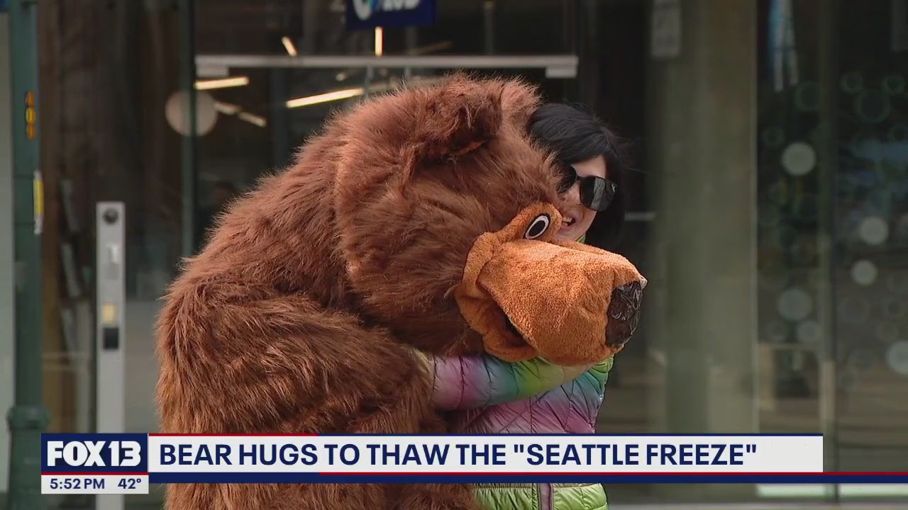 Bear hugs to thaw the "Seattle Freeze" | FOX 13 Seattle