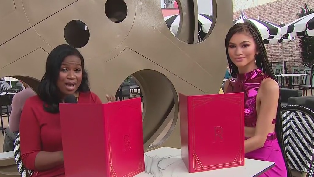 Dine with A-list wax stars in Hollywood | FOX 11 Los Angeles