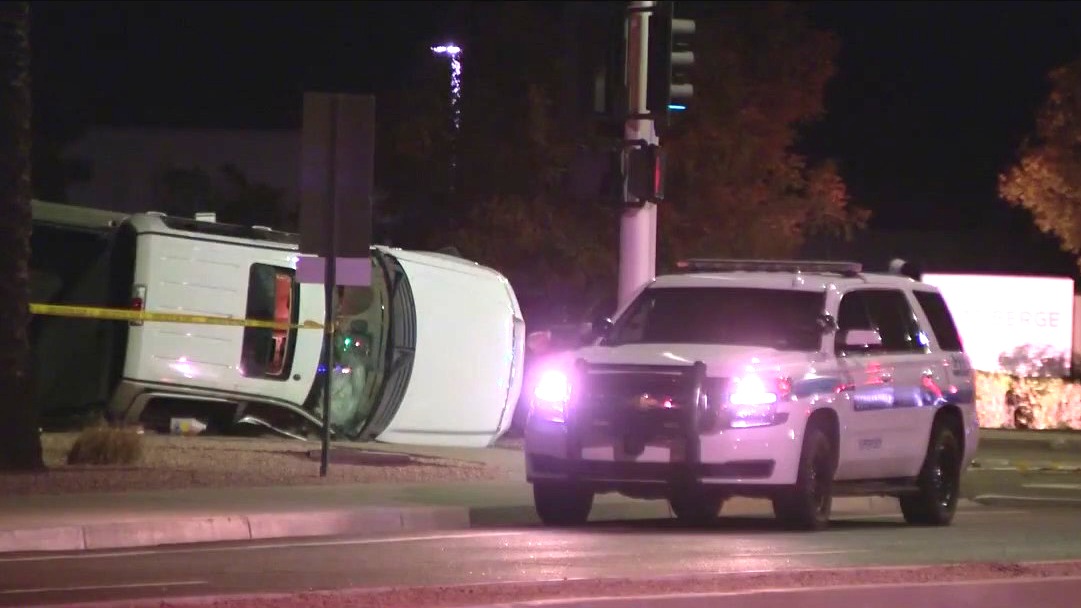 Deadly crash under investigation in Scottsdale | FOX 10 Phoenix