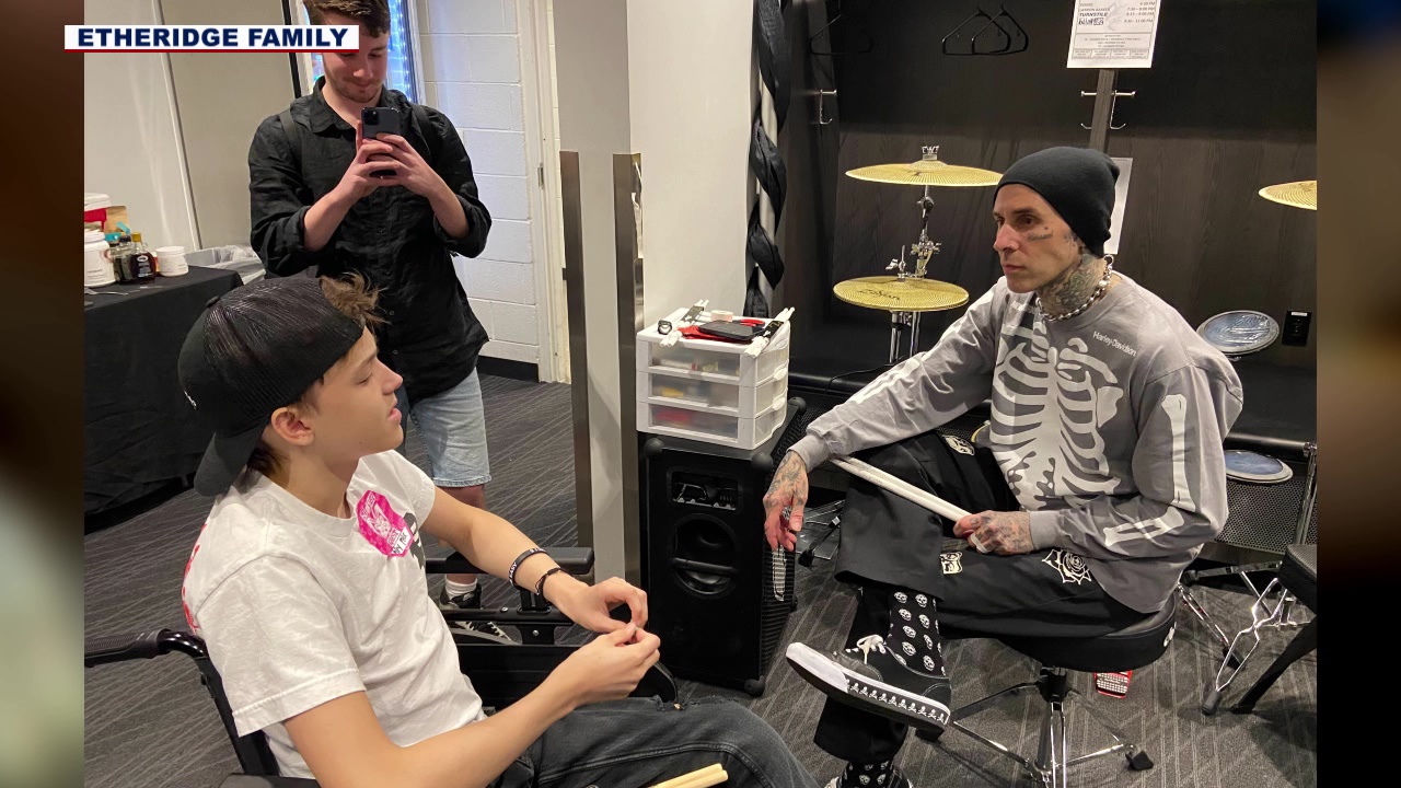 AZ teen cancer patient meets Travis Barker | FOX 10 Phoenix