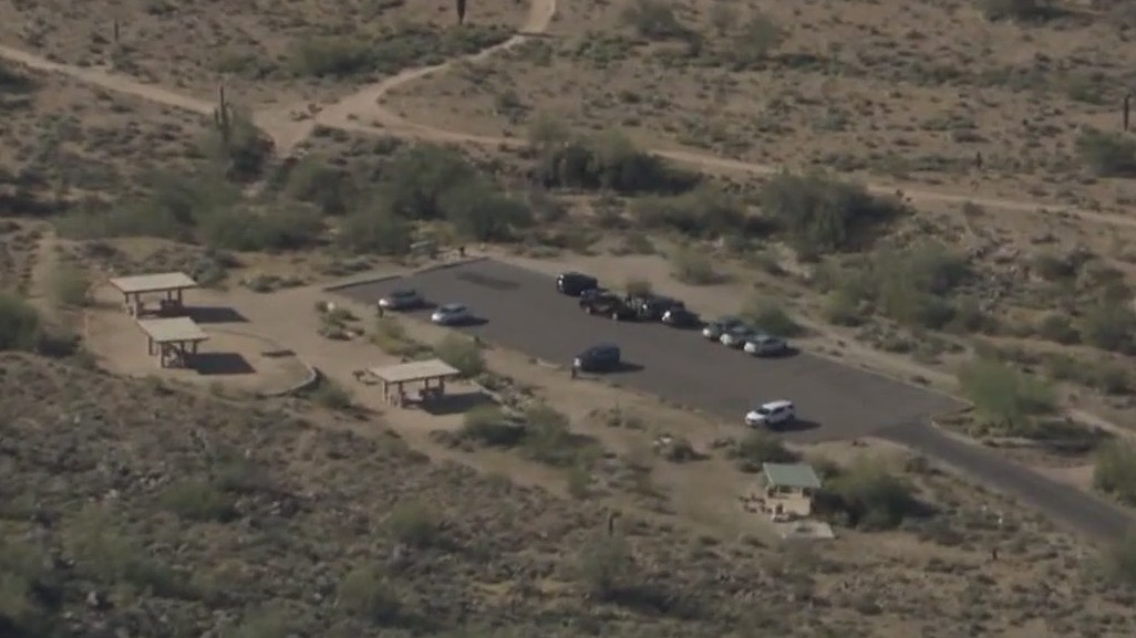 Search for missing person in White Tank Mountains | FOX 10 Phoenix