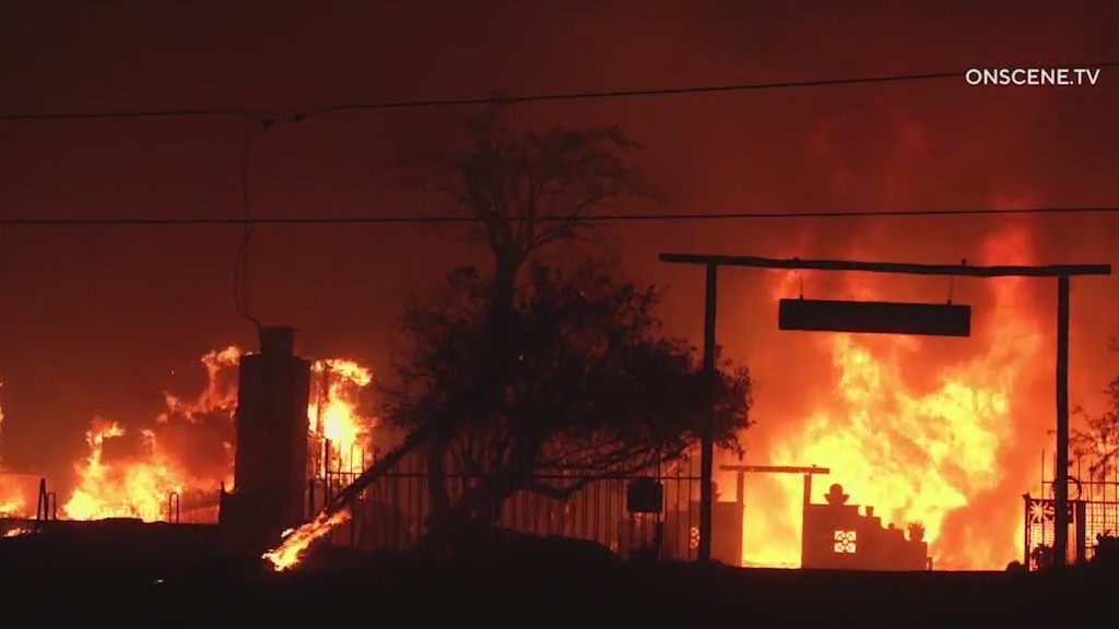 Rose Fire: Latest on wildfire burning in Wickenburg | FOX 10 Phoenix