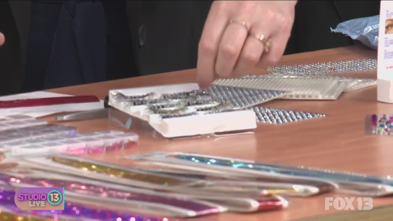 Taylor Swift Week: Getting the signature Swiftie look | FOX 13 Seattle