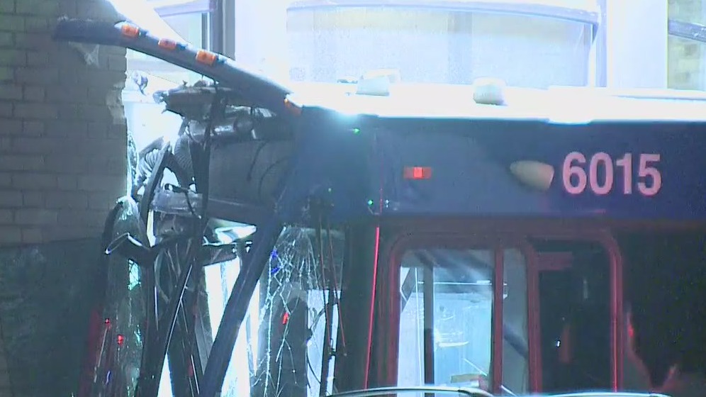 MCTS bus crashes into building near 11th and Mitchell | FOX6 Milwaukee