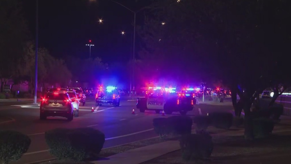Officer hurt in shooting near Phoenix-Mesa Gateway Airport | FOX 10 Phoenix