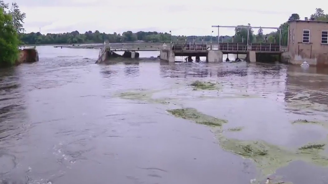 Manawa dam failure; more rain possible | FOX6 Milwaukee