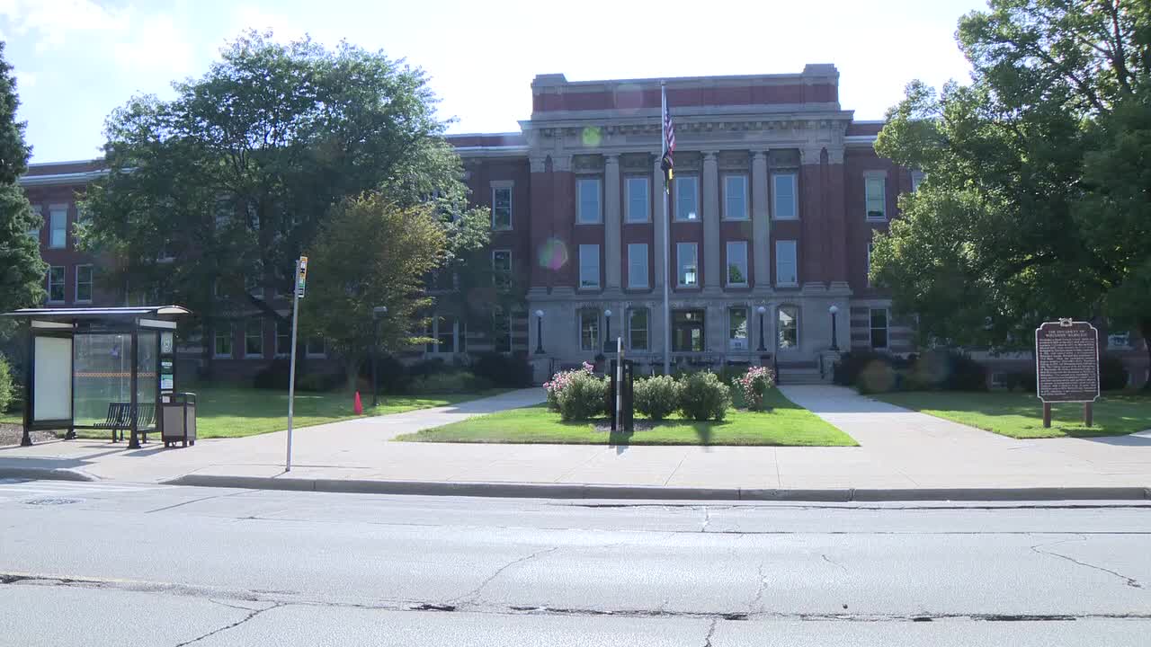 UW-Milwaukee student groups suspended | FOX6 Milwaukee