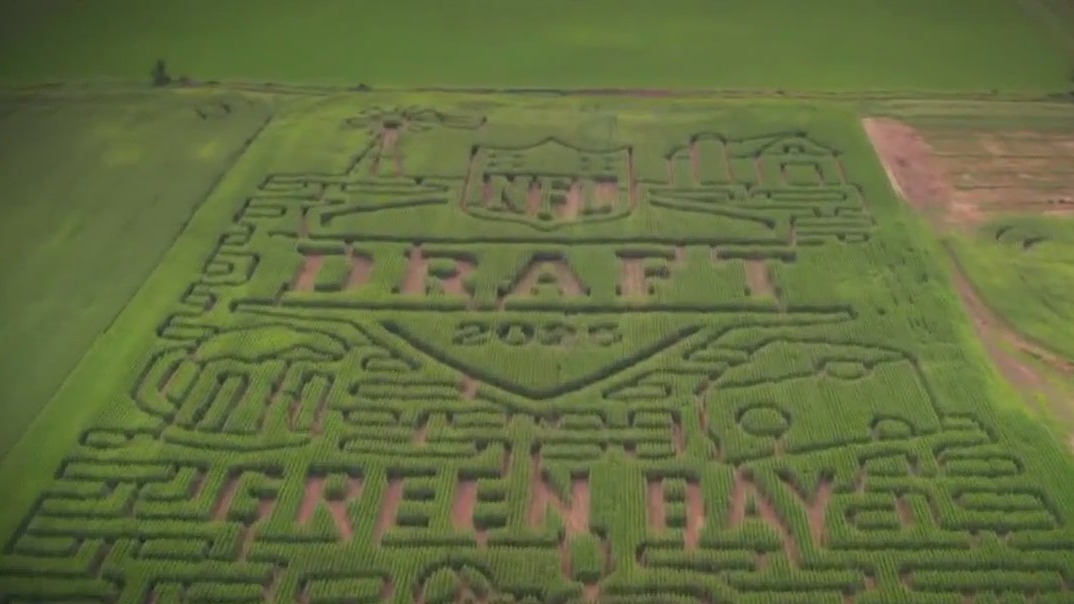 NFL draft corn maze in Ripon | FOX6 Milwaukee