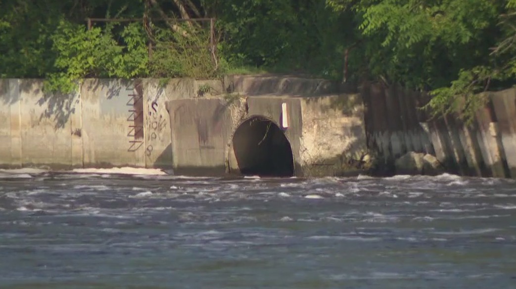 Flooding forces MMSD combined sewer overflow | FOX6 Milwaukee