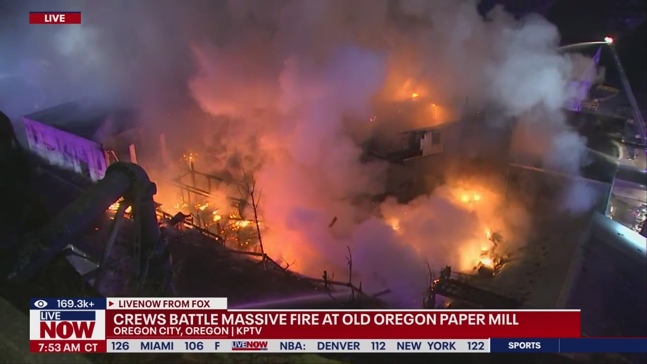BREAKING: Massive paper mill fire in Oregon | LiveNOW from FOX
