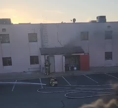 WATCH: Firefighter survives massive explosion in Fairfax | FOX 5 DC