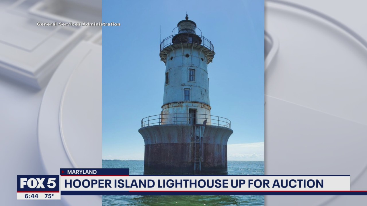 Hooper Island Lighthouse in Maryland?s Chesapeake Bay up for auction ...