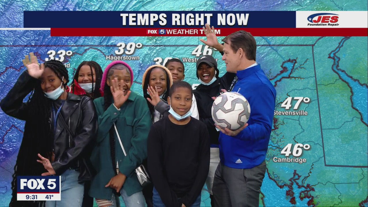 Local students help Tucker with weather forecast | FOX 5 DC