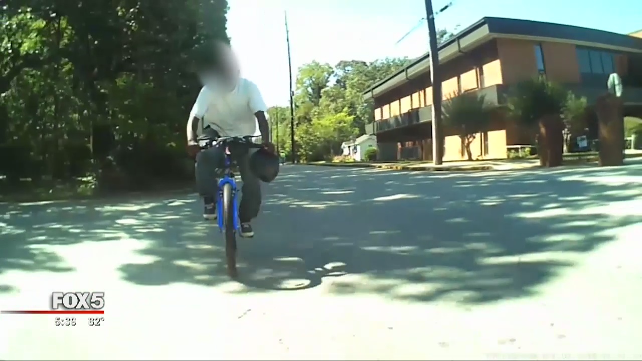 Police search for man scaring women | FOX 5 Atlanta