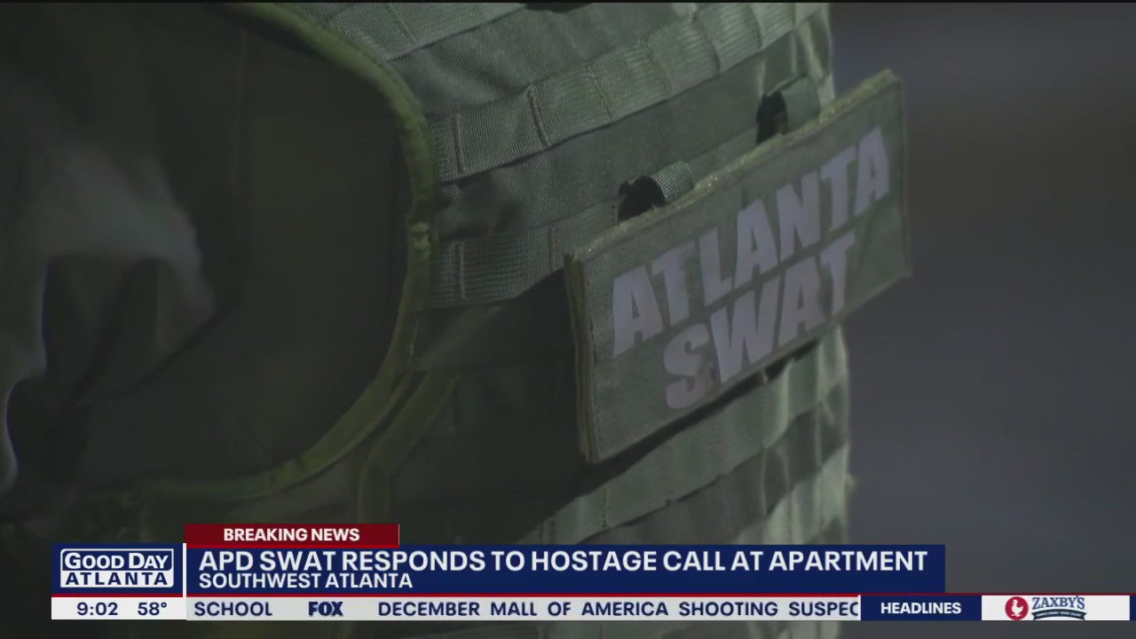 SWAT standoff at Atlanta apartments ends peacefully | FOX 5 Atlanta