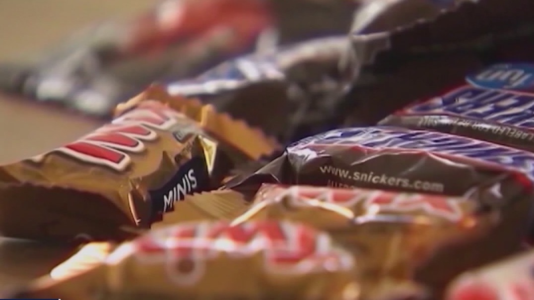 Debate over New York's favorite candy | FOX 5 New York