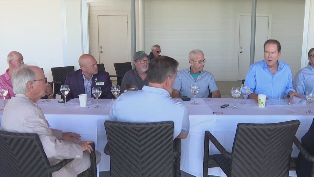 Lawmakers meet with scientists to discuss red tide solutions | FOX 13 ...