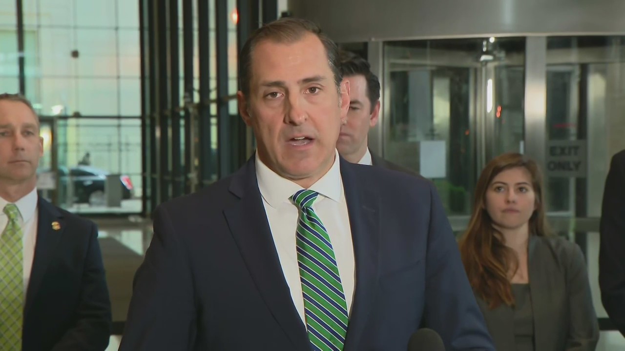 Law enforcement officials make significant announcement in Chicago ...