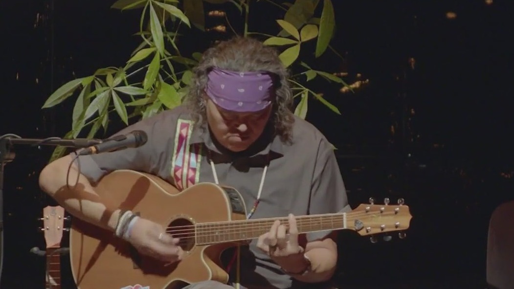 Goodman Theatre hosts local indigenous artistry | FOX 32 Chicago