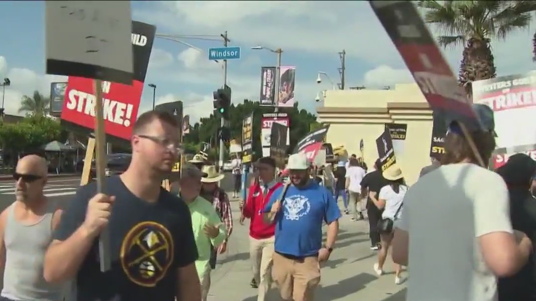 Strike continues after 10-hour negotiation ends with no deal for ...